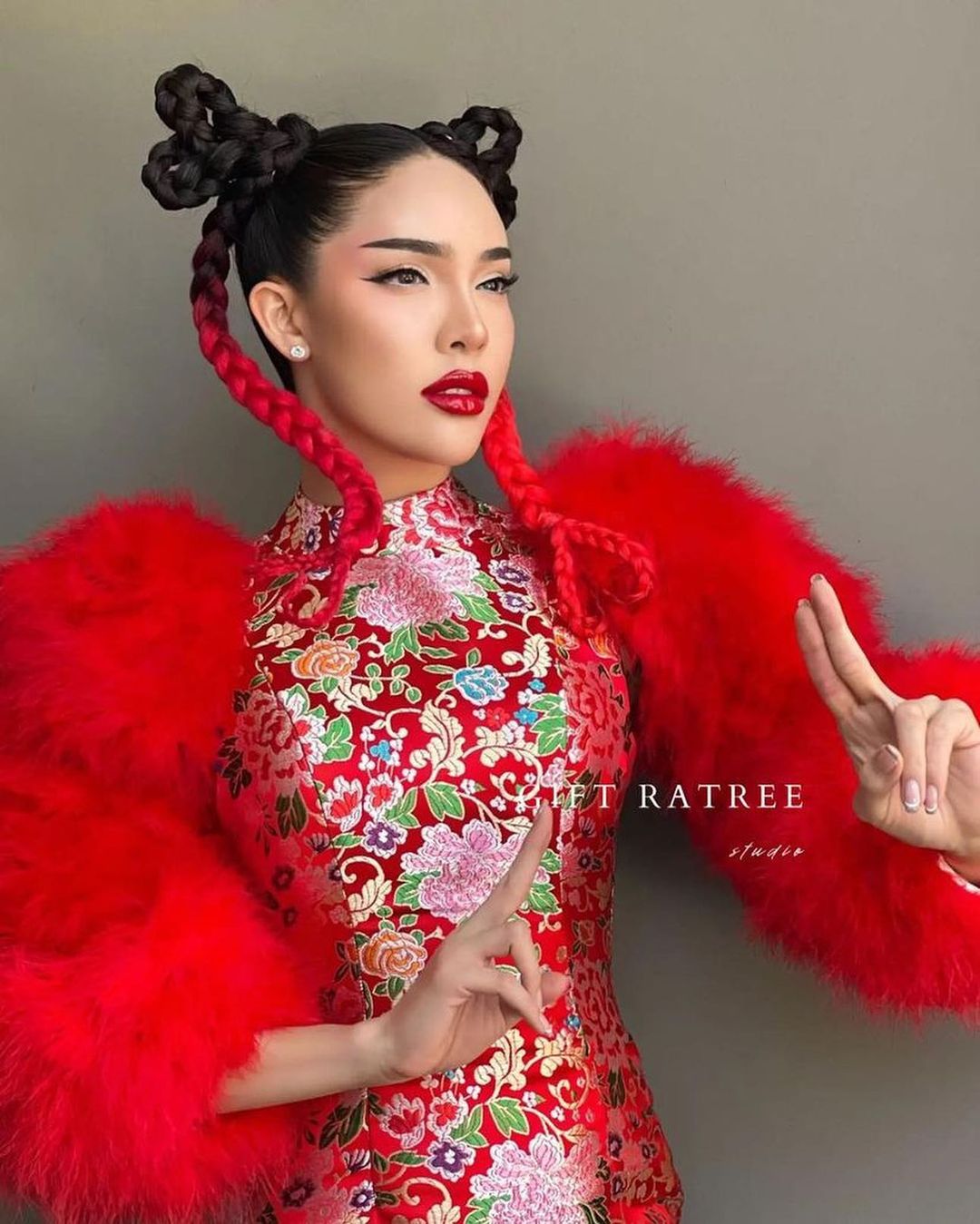 ชุดเทศกาลจีน – GIFT RATREE.Studio