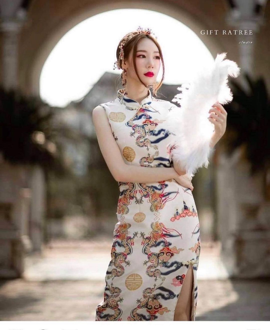 ชุดเทศกาลจีน – GIFT RATREE-Studio