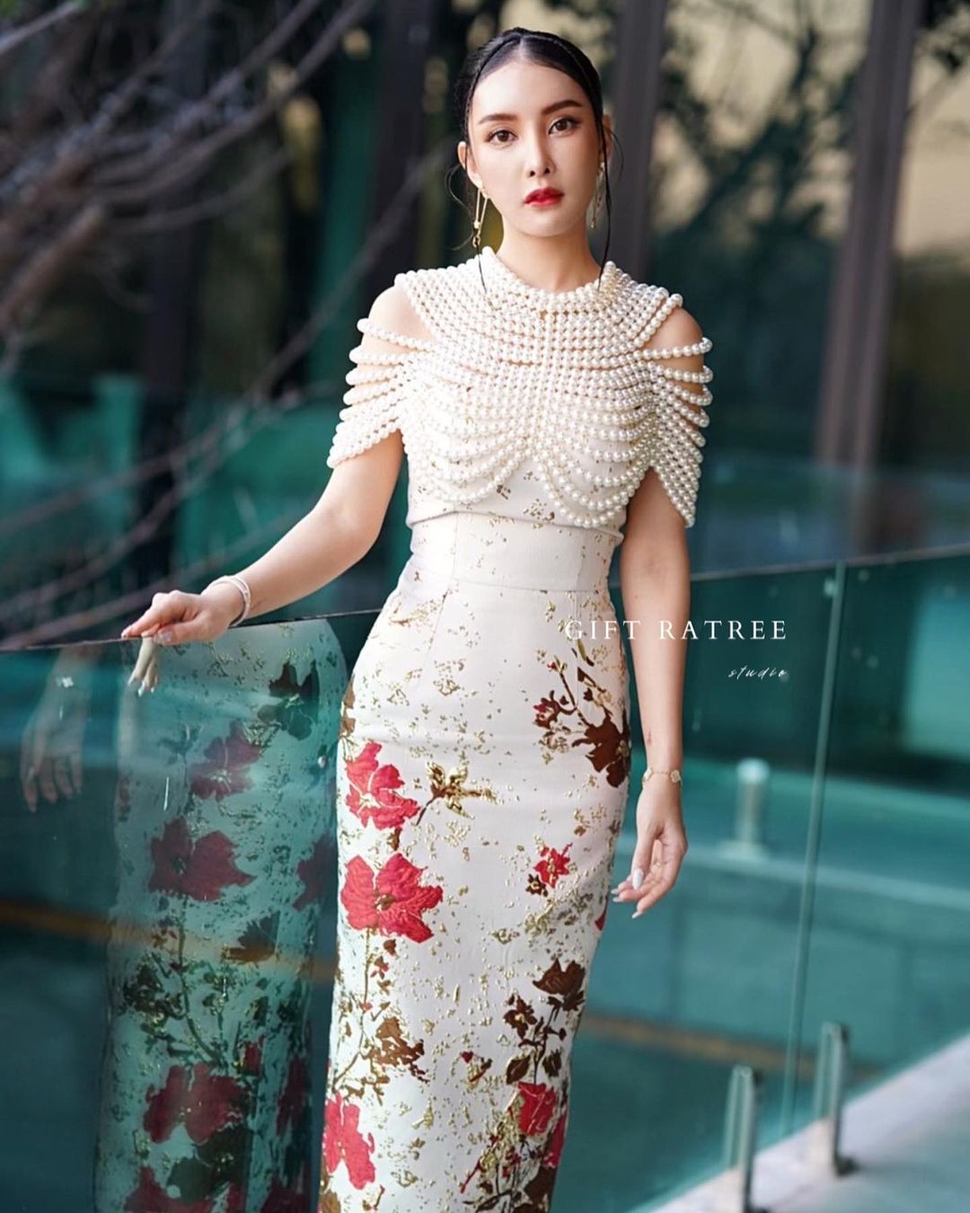 ชุดเทศกาลจีน – GIFT RATREE.Studio