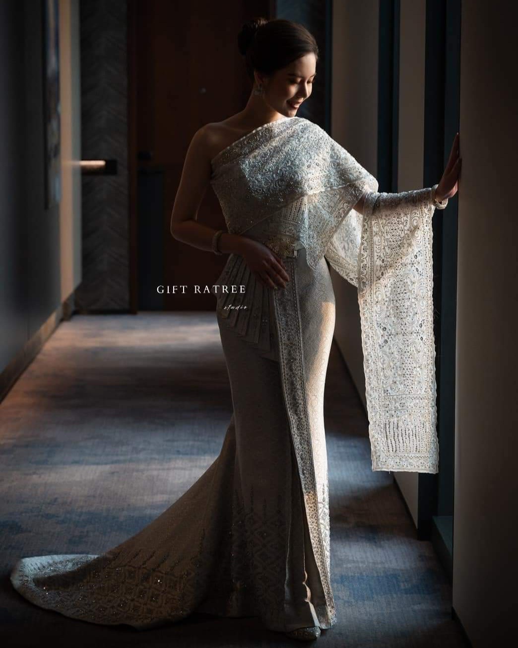 ชุดไทย – GIFT RATREE.Studio