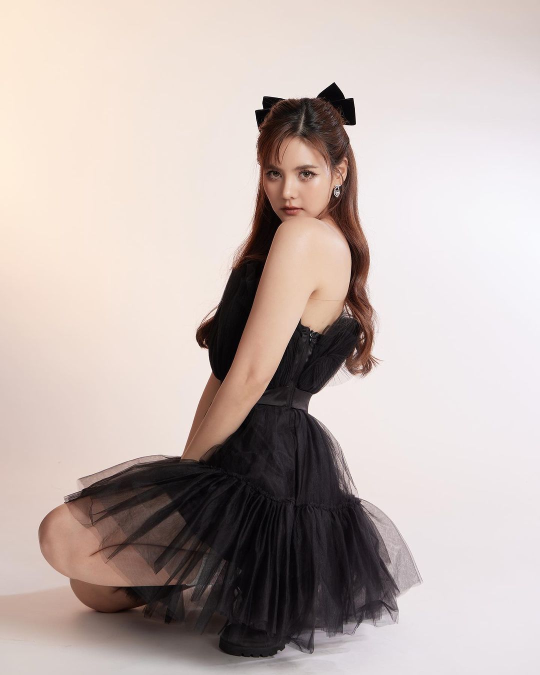 ถ่ายโปรไฟล์ – GIFT RATREE.Studio